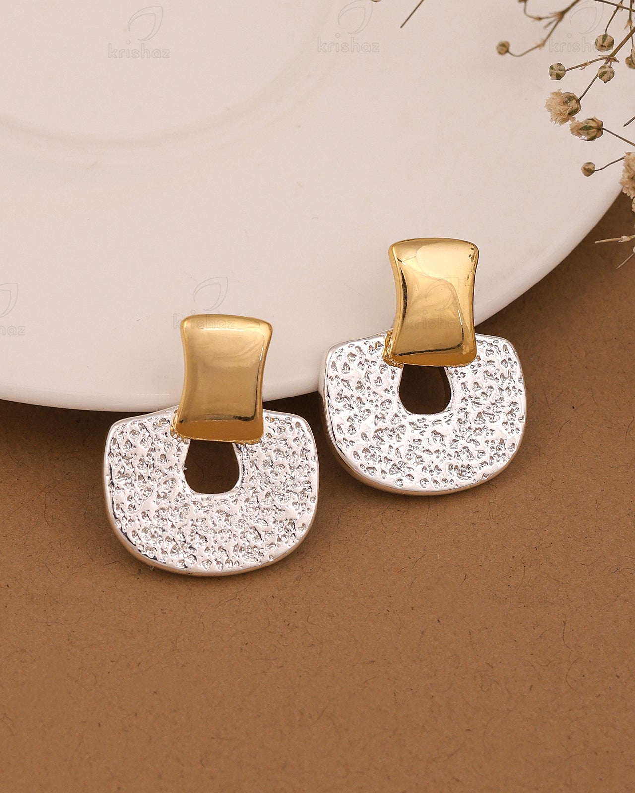 Cosco Fashionable Dangler – Krishaz