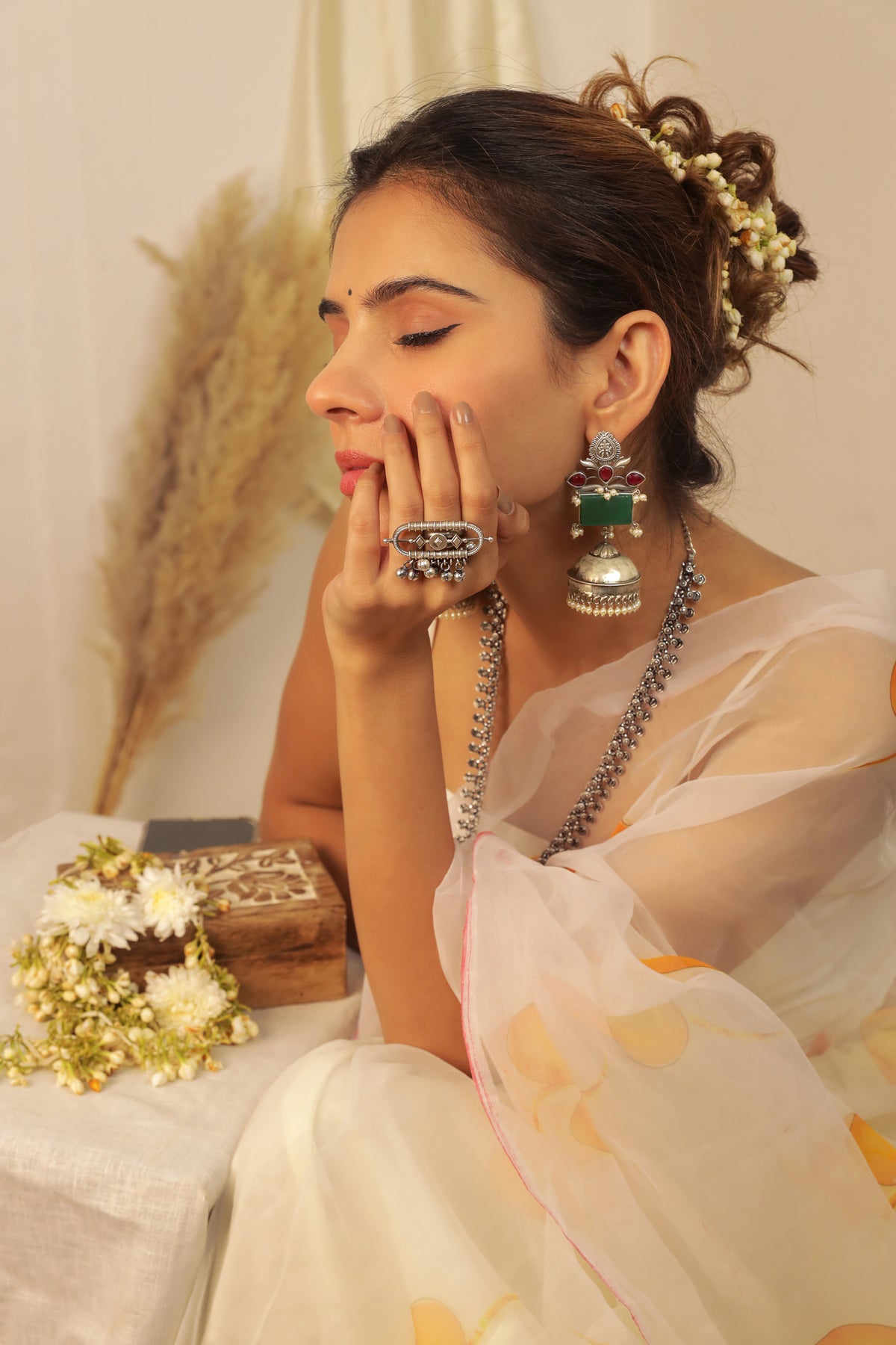 Krishaz - The Art of Adornment